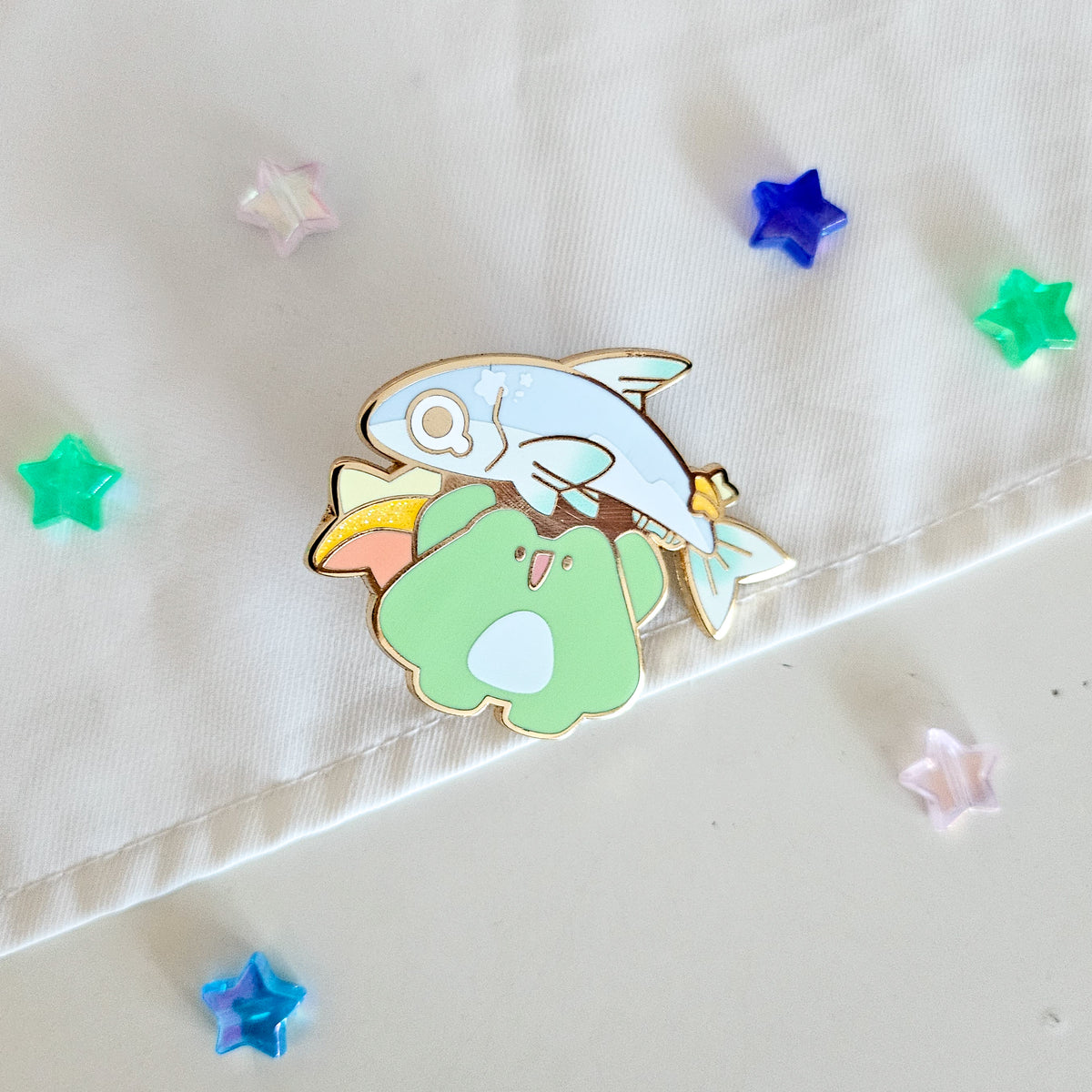 Fish Catch Glitter Enamel Pin – Zellie's Koi Pond